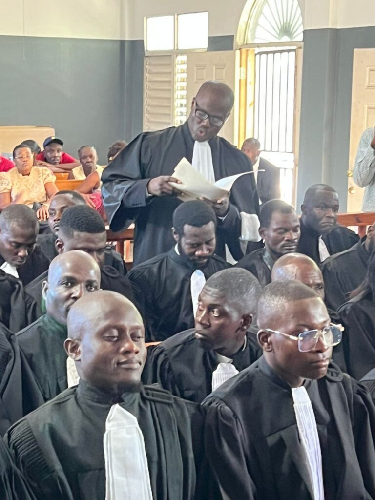 Prestation de serment au Cap-Haïtien : 28 nouveaux avocats rejoignent ...